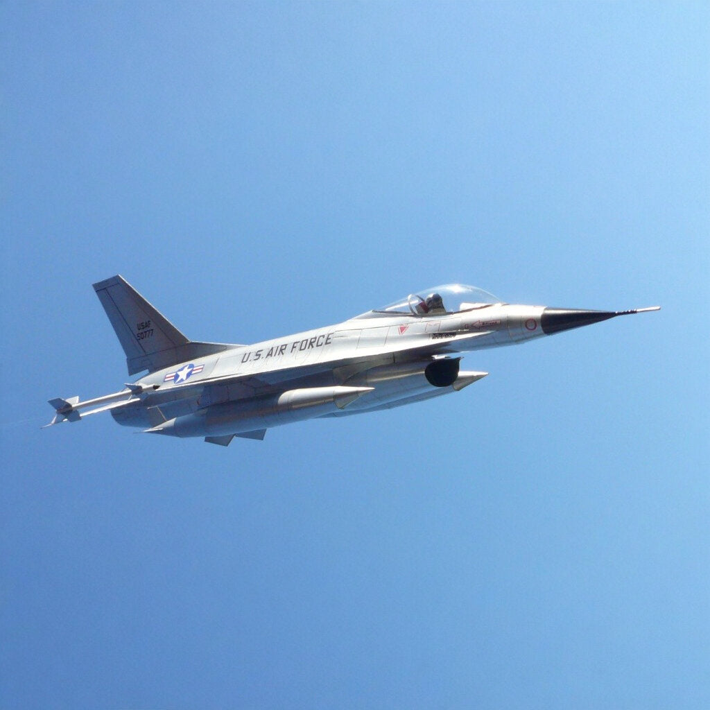 F-16 Fighting Falcon – Geli-Modellbau